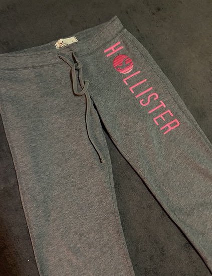 Hollister trenerka