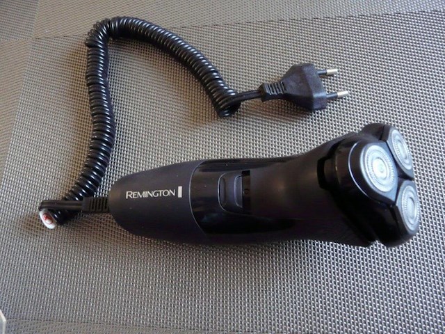 REMINGTON PR1230 - aparat za brijanje