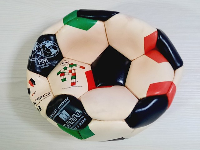 ITALIA 90 - FIFA WORLD CUP FUDBALSKA LOPTA