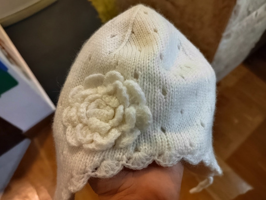 H&M pletena kapa za bebe devojčice