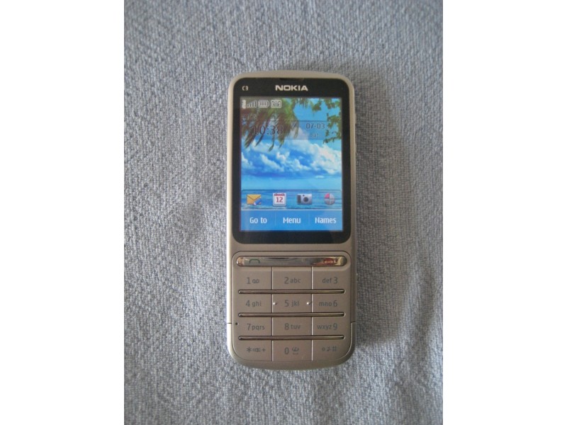 Nokia C3-01(procitaj opis ,vazno je)