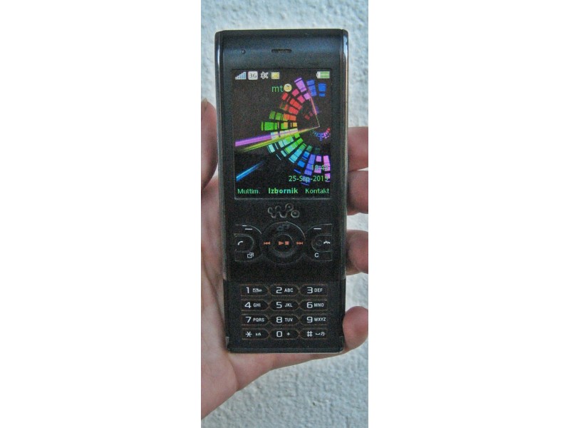 Sony Ericsson W595i(procitaj opis ,vazno je)