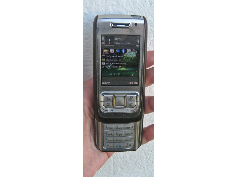 Nokia E65 (procitaj opis ,vazno je)