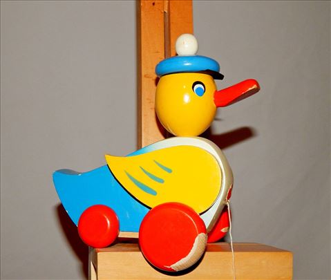 Drveni patak, stara igračka iz 70-ih