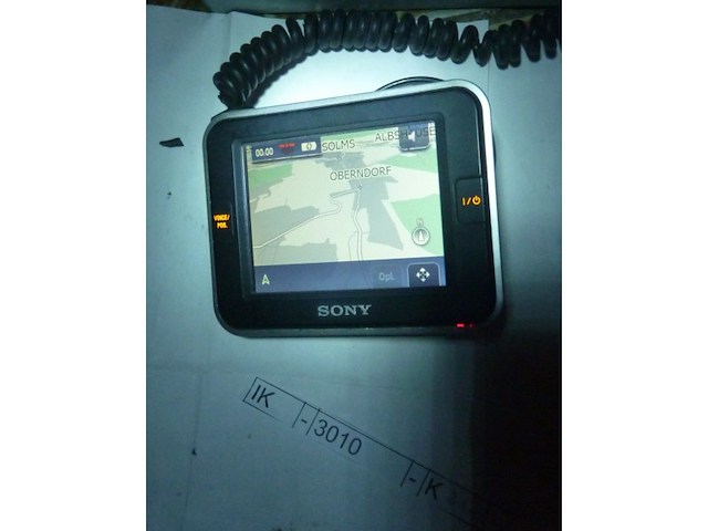 SONY NV-U52D, navigacija sa auto punjačem, neispitana.