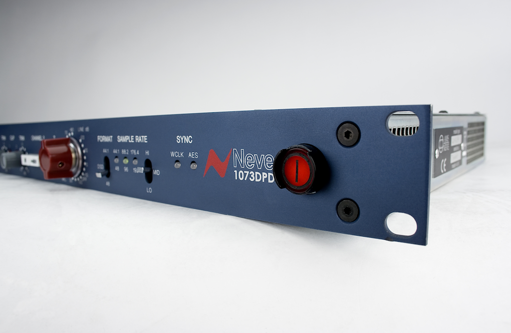 AMS Neve New Classic 1073DPD Stereo Mic Preamp
Tehnička specifikacija