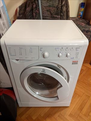Indesit mašina za pranje i sušenje veša IWDC6105
