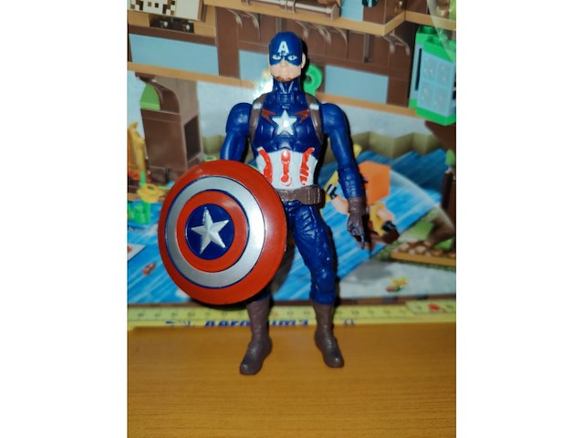 Kapetan Amerika akciona figura sa štitom Marvel Avenger