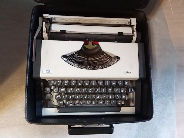 Pisaća mašina UNIS