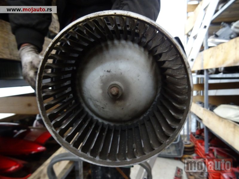 Fiat Bravo ventilator u kabini