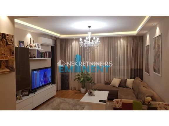 Novi Beograd, Savada, Uroša Martinovića, 2.0, 60m2, 1500 EUR