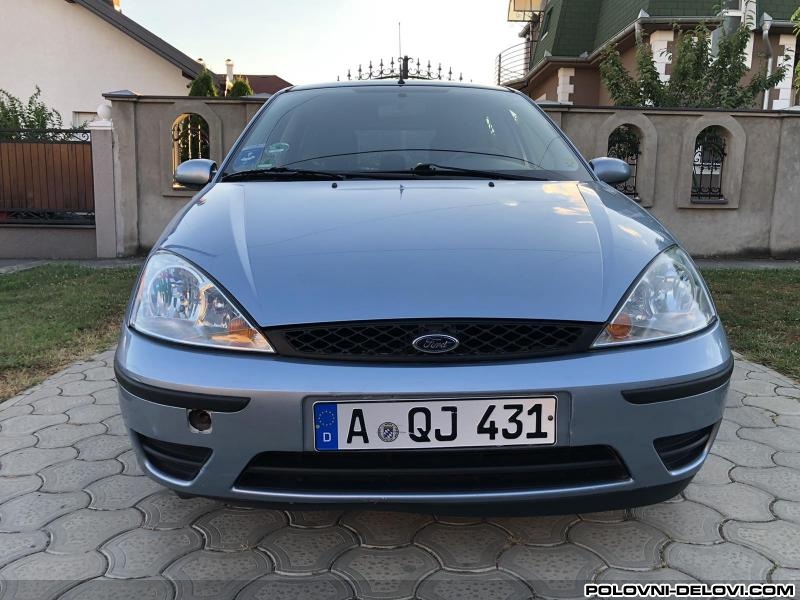 Ford Focus DELOVI Svetla I Signalizacija