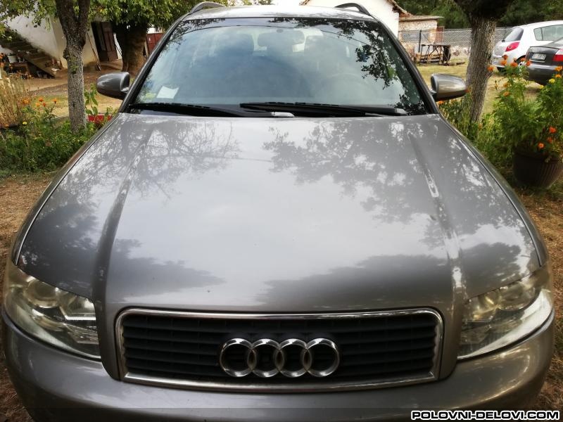 Audi A4 1.9TDI Svetla I Signalizacija