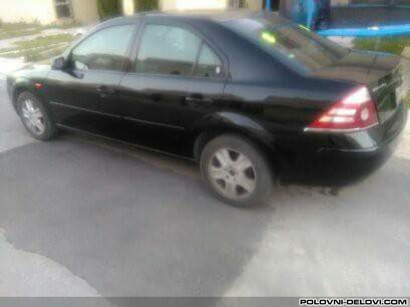 Ford Mondeo Enterijer