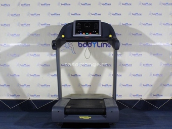 Technogym Run Now 700 LED - Traka za trčanje