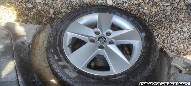 Skoda Octavia Felne 5x1112 16mm Razni Delovi