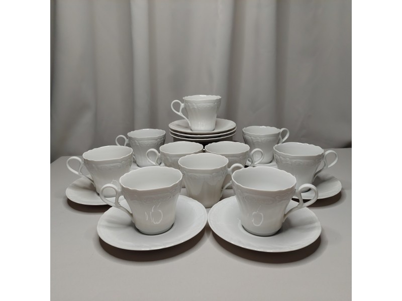 Porcelanske Šolje Za Čaj Ili Kafu Sa Tacnama