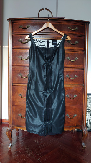 Zekstra mala crna haljina