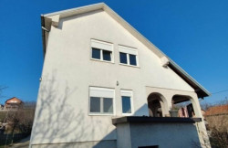 Prodajem Kuću, Mala Moštanica, Obrenovac, Beograd, €175.000