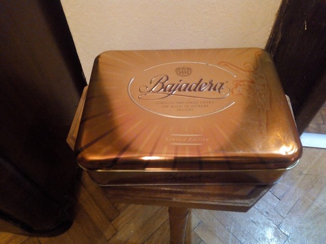 Limena kutija Bajadera