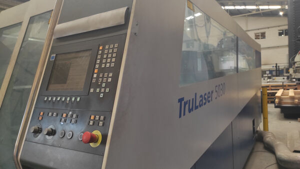 Trumpf TRULASER 5030 mašina za lasersko sečenje