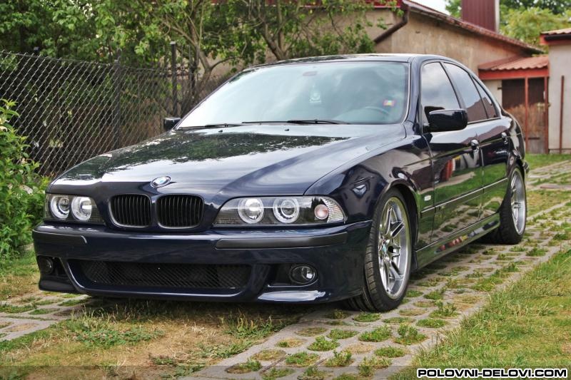 BMW 5 E39 Stakla