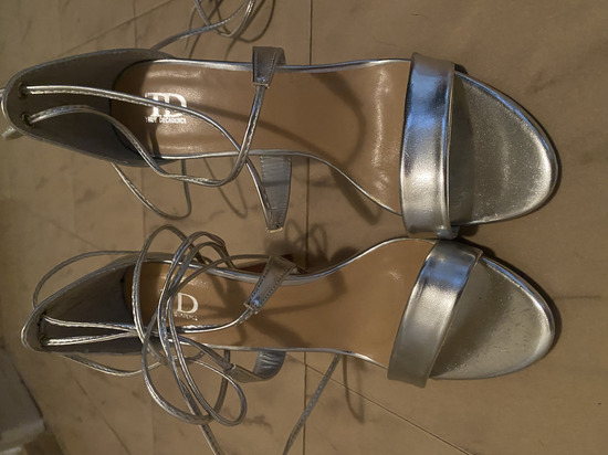 Ženske srebrne sandale