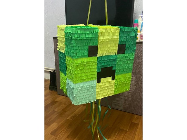 MINECRAFT, Creaper, pinjata