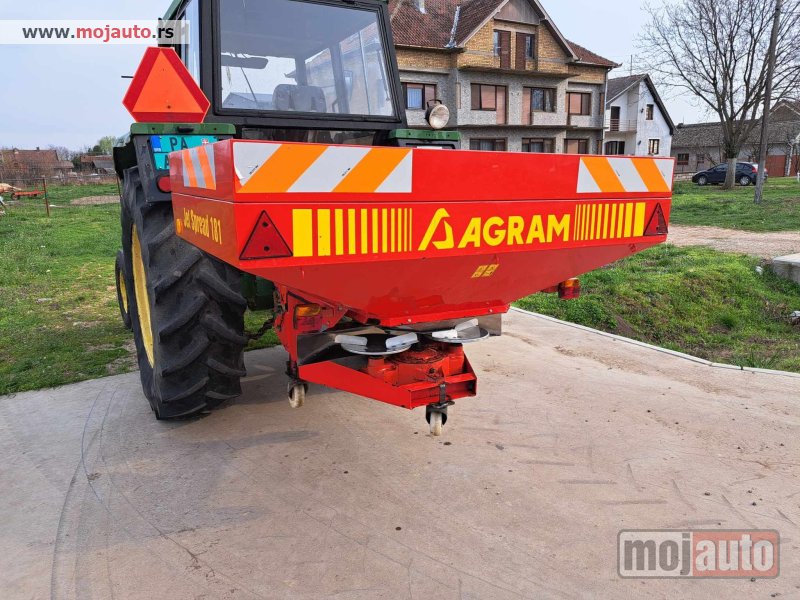 KUHN Agram 1200 kg