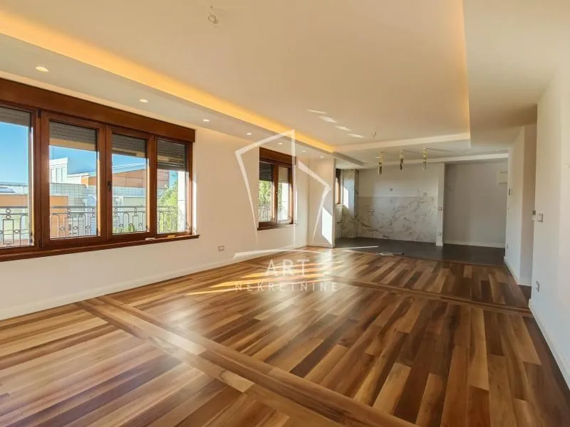 Prodaja, četvorosoban stan, 128m², Dedinje Sve Podlokacije, Beograd