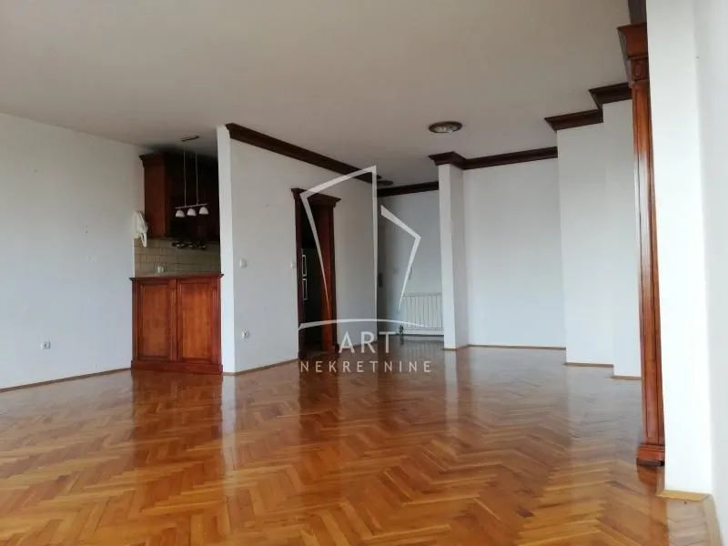 Prodaja, četvorosoban stan, 117m², Dedinje Sve Podlokacije, Beograd