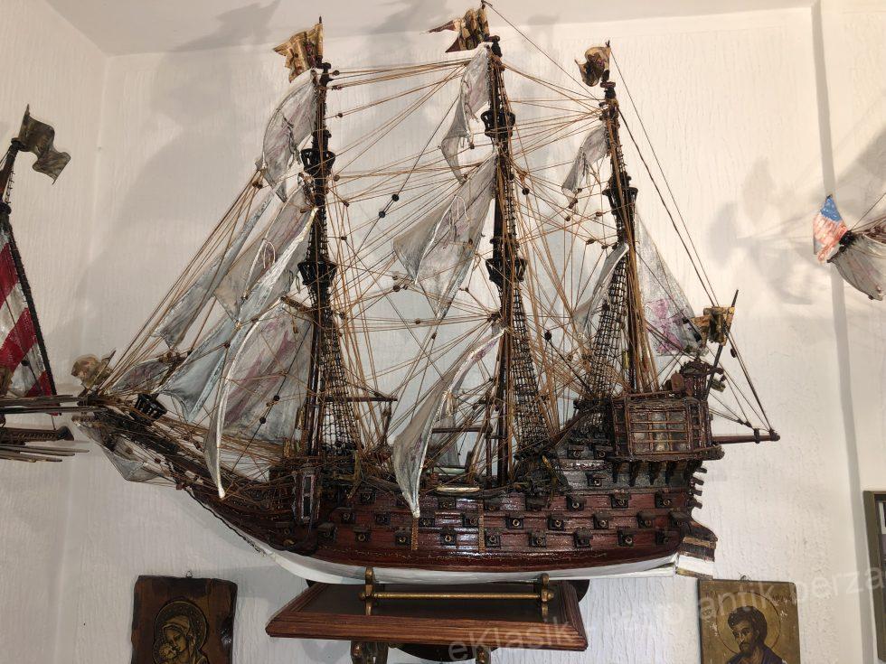 SPANISH GALION ,veliki drveni model brod ,ručni rad