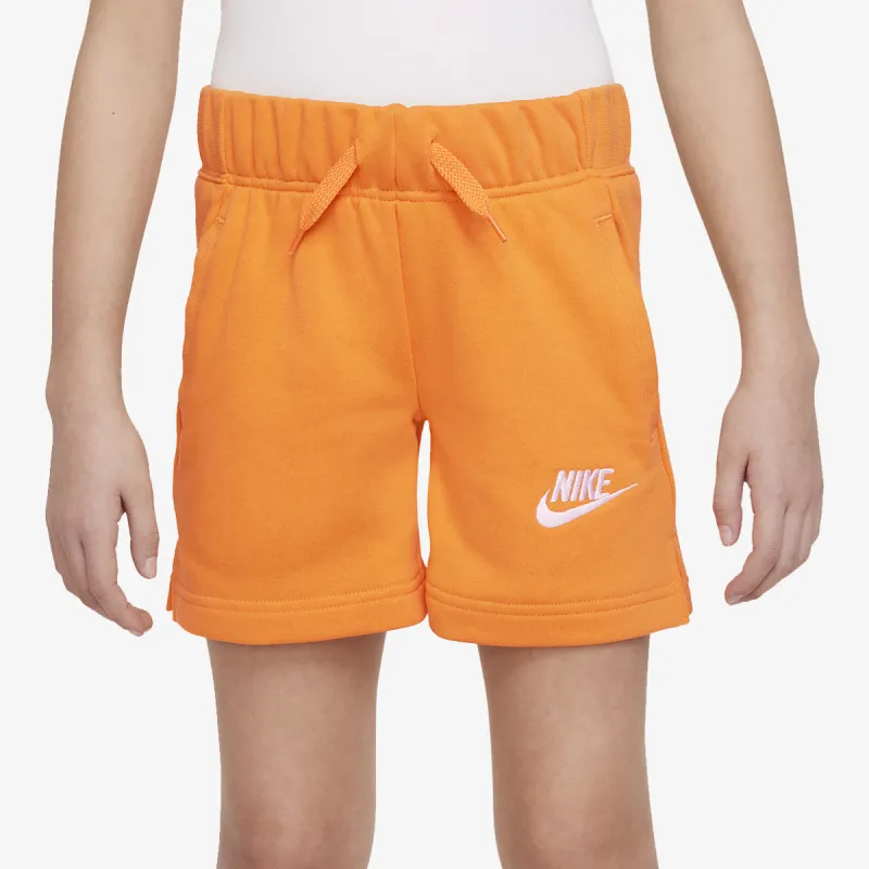 Nike Sportswear Club