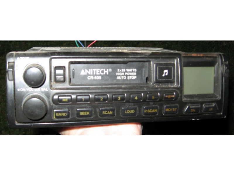 Auto radio kasetofon - Anitech