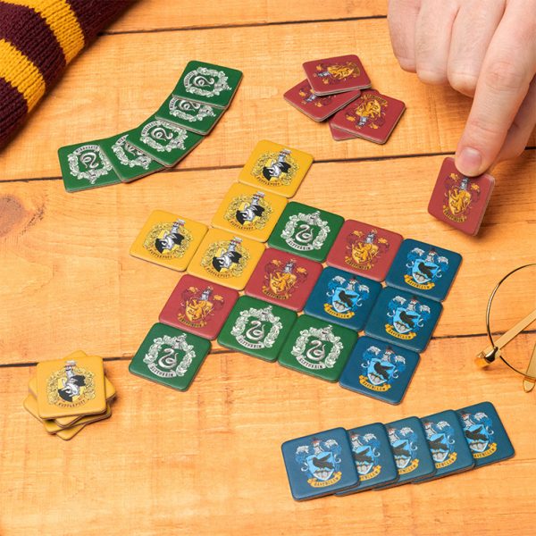 Društvena Igra Hogwarts Houses In A Row Game