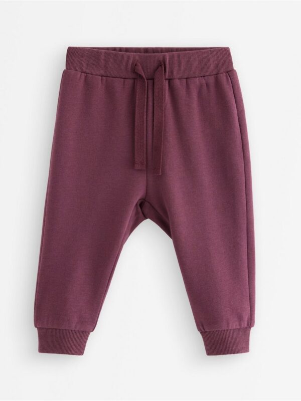 Trenerka donji deo – 95% pamuk, 5% elastin – Joggers with brushed inside