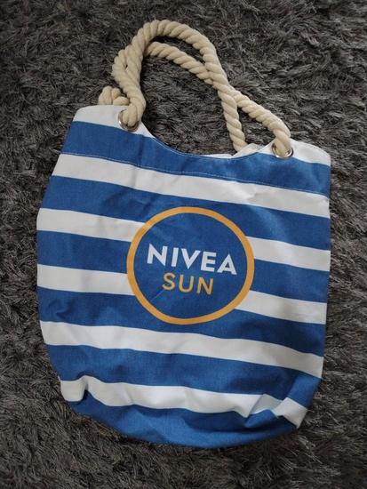 Nova Nivea torba za plažu