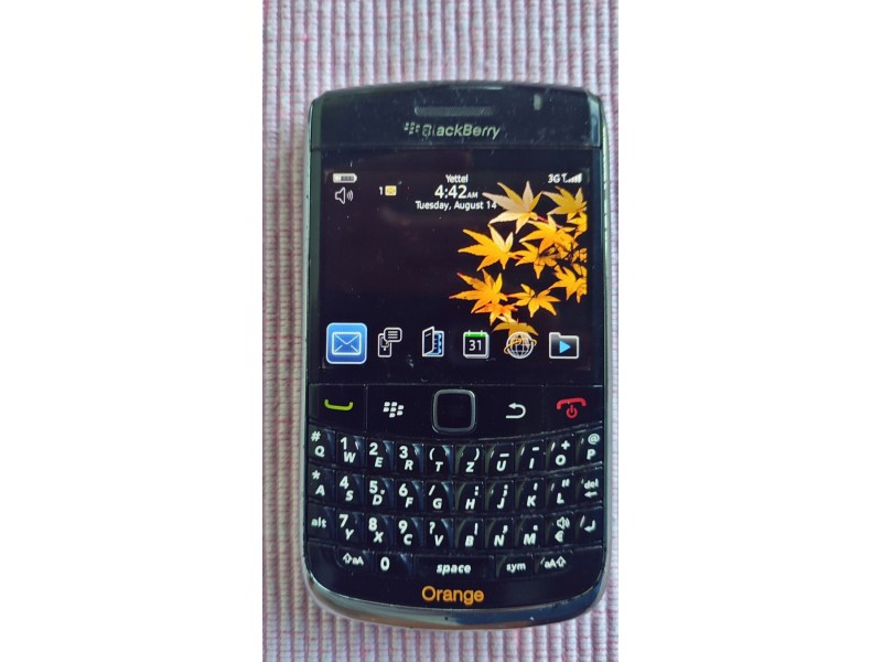 BlackBerry Bold 9700(procitaj opis ,vazno je)