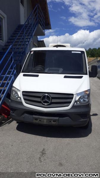 Mercedes Sprinter Kompletan Auto U Delovima