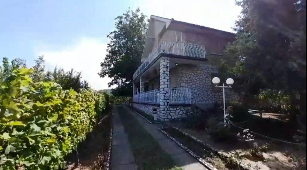 Odlična kuća u Rakovcu!