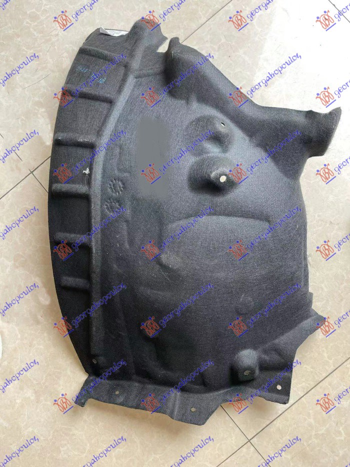 POTKRILO PLASTICNO (ZADNJI DEO) Leva str. AUDI Q8 (2018-) (OEM: 4M8821191)
