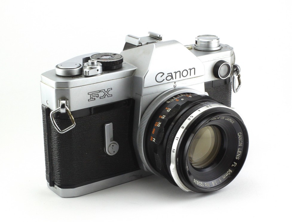 Canon FX + 50mm f/1,8 FL