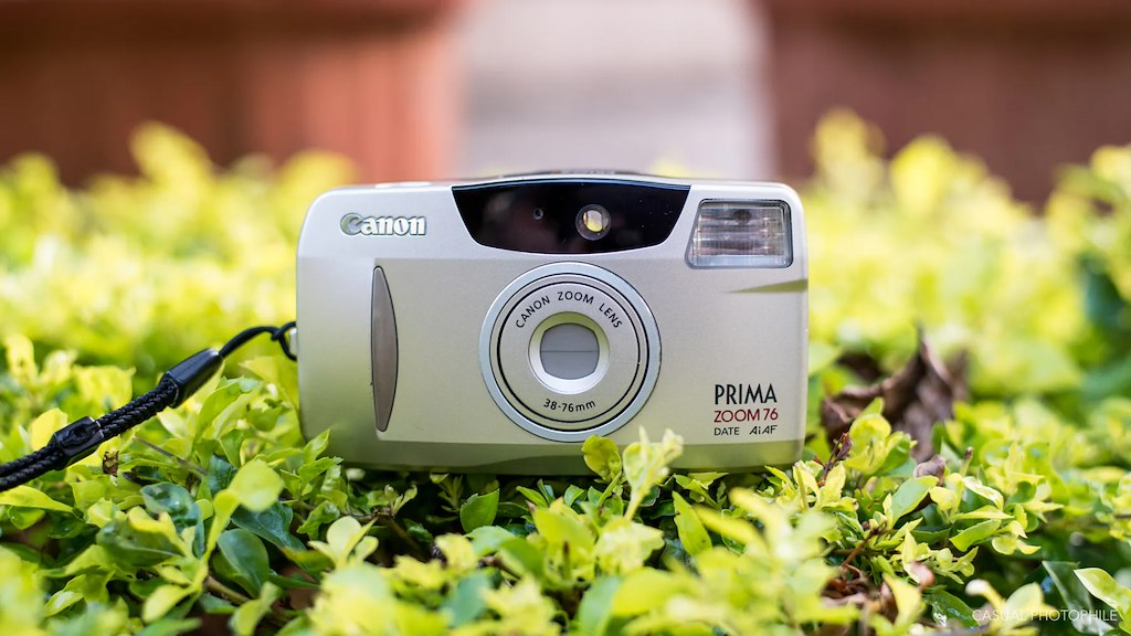 Canon Prima Zoom 76 Point & Shoot Film Camera