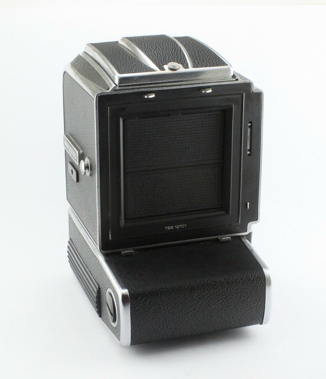 HASSELBLAD 500 EL Camera body, Charger + Battery compartment, 2 Batt