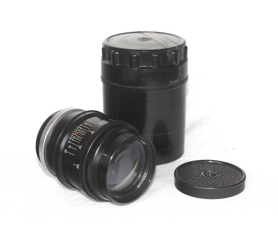 Jupiter 9 85mm f/2.0 Kiev / Contax Rangefinder Black