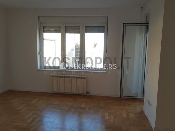 Vračar, Neimar, Janka Veselinovića, 4.0, 103m2, 387000 EUR