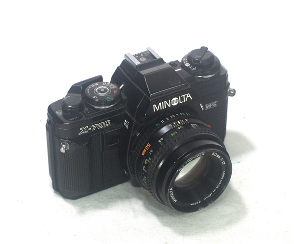 Minolta X-700 Md 50mm f/1.7 Film