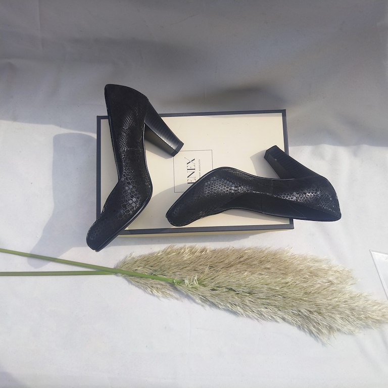 Ženske elegantne cipele na deblju štiklu (16027-54) crne