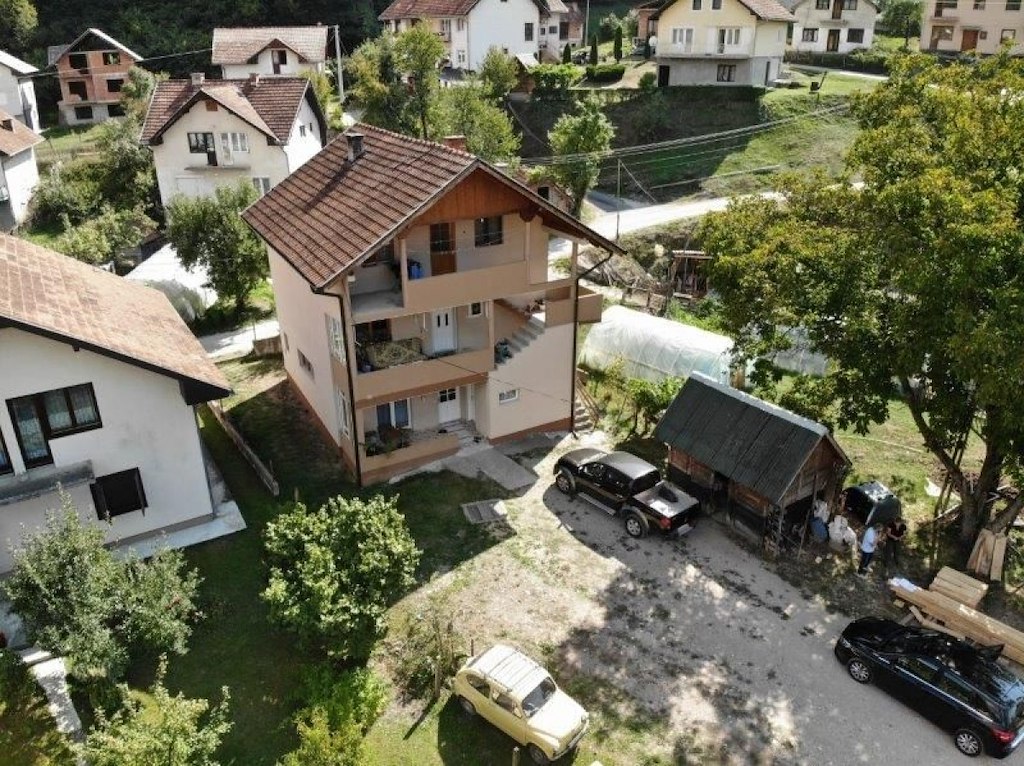 Prodaje se kuća 160 m2 , Nepek, Prijepolje