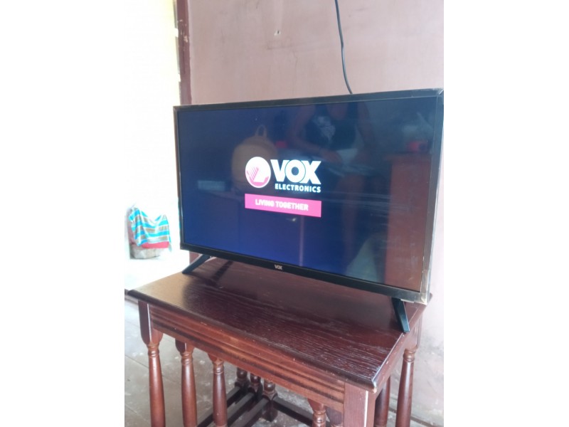 VOX LED TV 24"/60cm.
